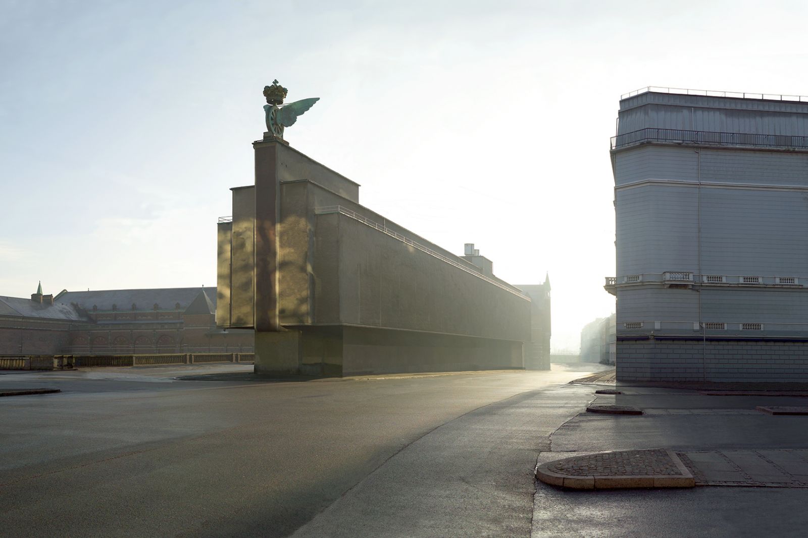 Jesper Rasmussen skildrer mennesket gennem rum, scenografier og ...
