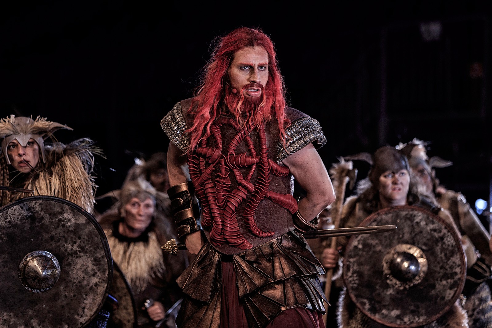 Anmeldelse: Røde Orm med Det Kgl. Teater ved Moesgaard Museum