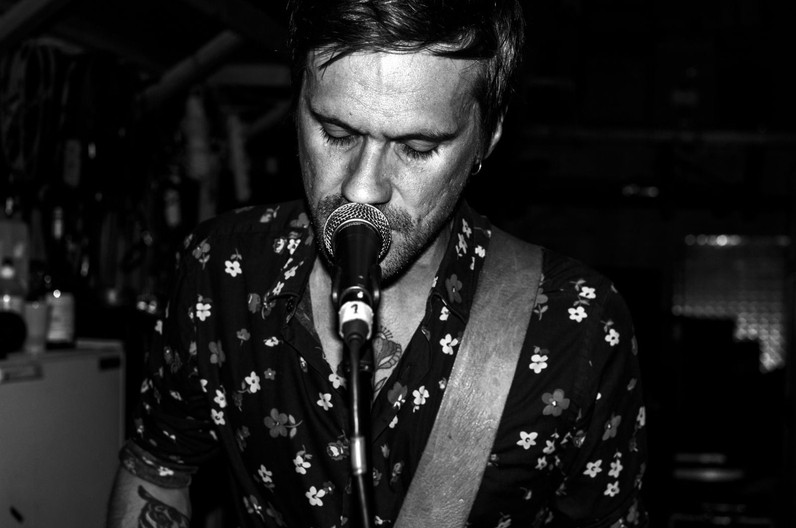 Fire originaler i spidse sko og et rockband | Interview